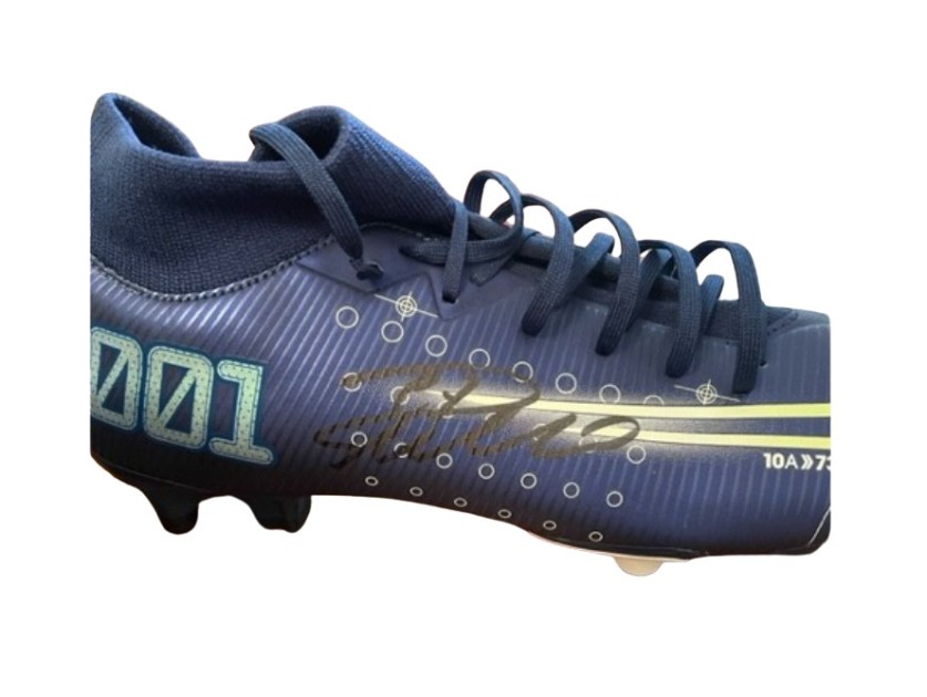 Nike Mercurial Boots Signed by Cristiano Ronaldo - CharityStars