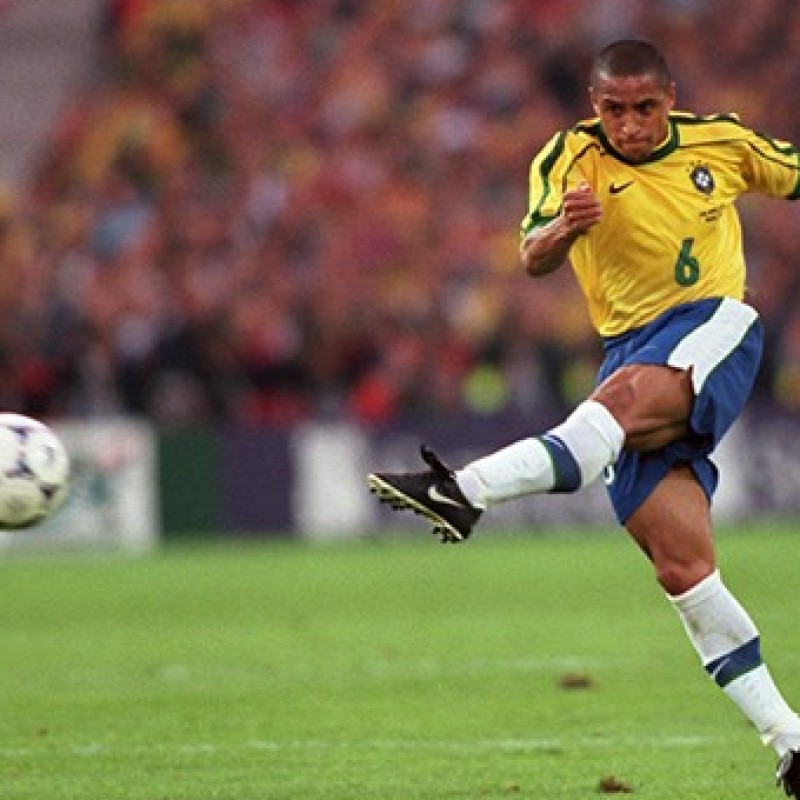 Roberto Carlos' Brazil 1997 Signed Shirt - CharityStars