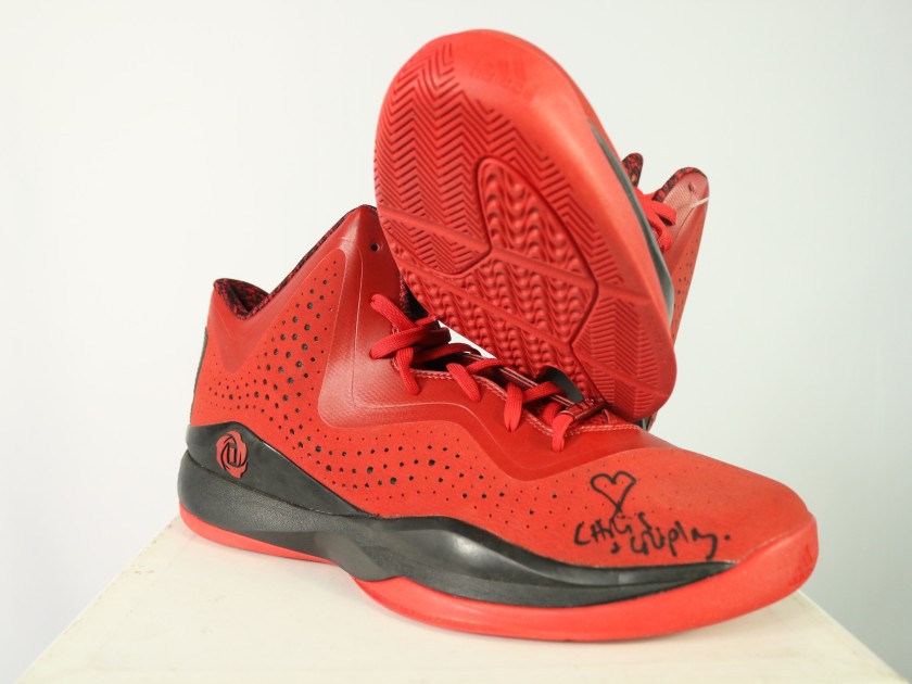 Chris Martin's Worn and Signed Shoes - CharityStars