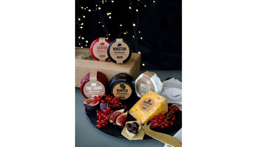 Orsom Cheese Taste Selection Hamper plus Two Bottles of Crémant de ...