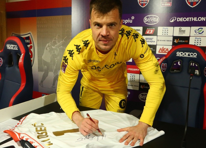 Matosevic's Signed Unwashed Shirt, Virtus Verona vs Triestina 2025 ...