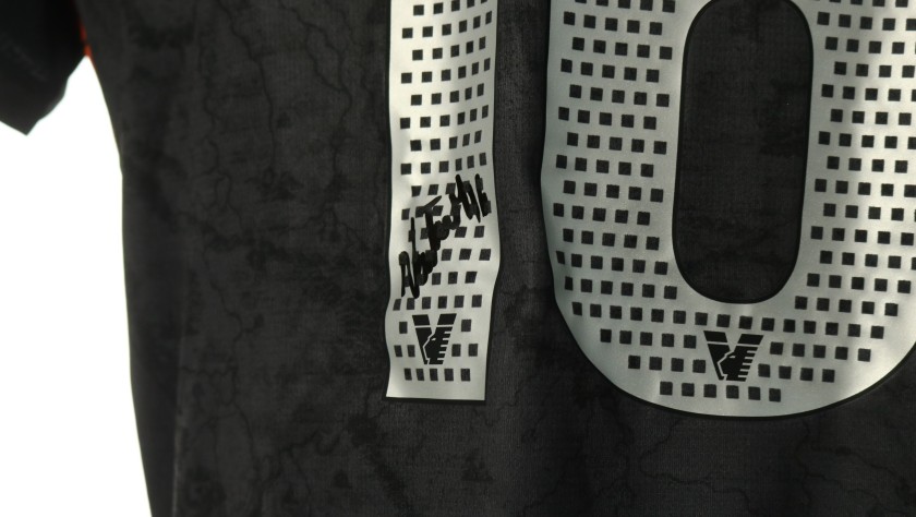 Venturi's Signed Unwashed Shirt, Venezia vs Spezia 2025 - CharityStars
