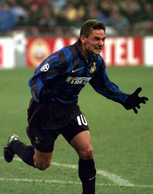 Baggio Official Inter Signed Shirt, 1998/99 - CharityStars