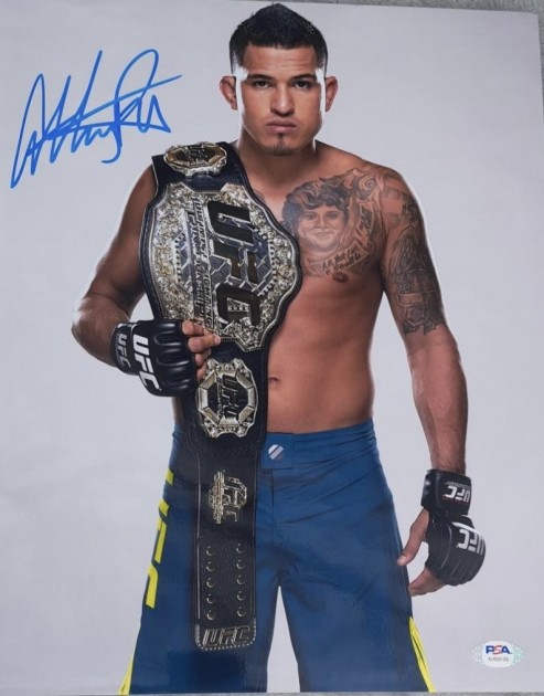 Anthony Pettis Signed Picture - CharityStars