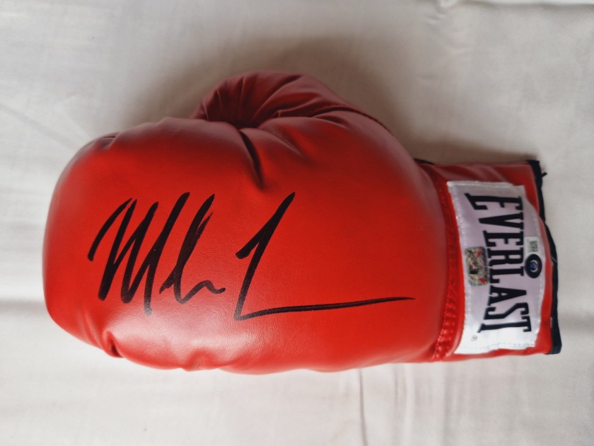 Guantone Everlast autografato da Mike Tyson - CharityStars