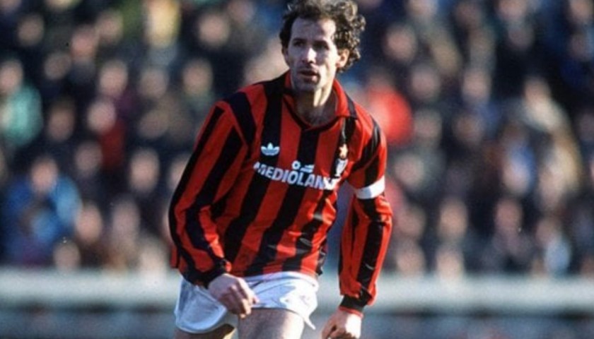 Baresi AC Milan Vintage Signed Shirt, 1988/89 - CharityStars