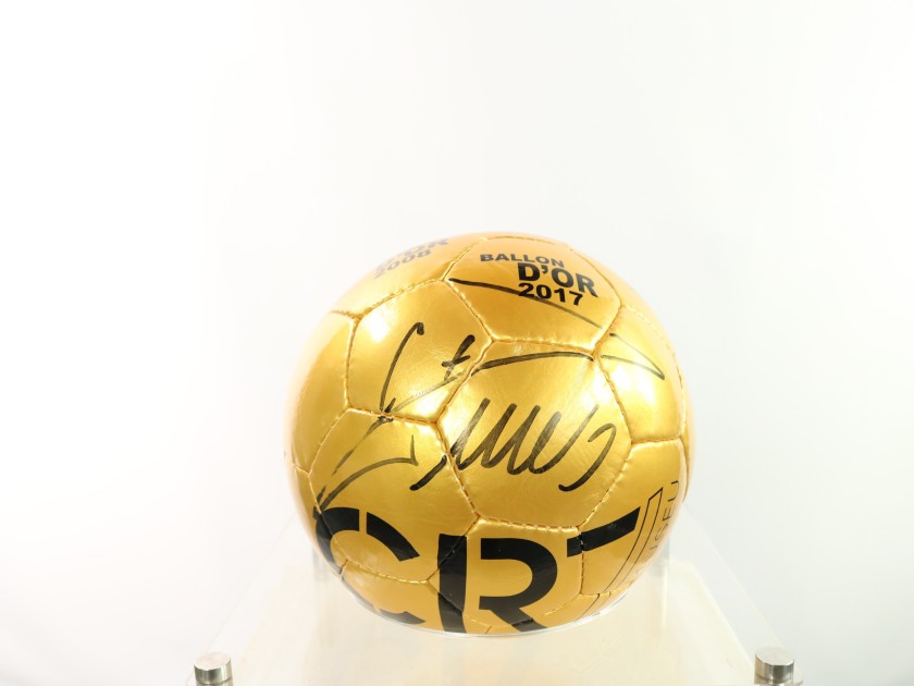 R - CR7 Museum Ball - Signed by Cristiano Ronaldo - CharityStars