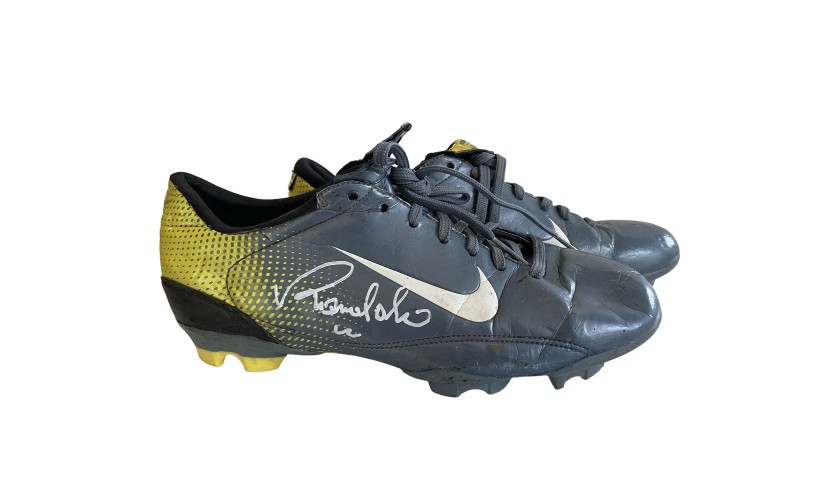 Ronaldo Nazario Worn Boots, Messina vs Milan 2007 - CharityStars