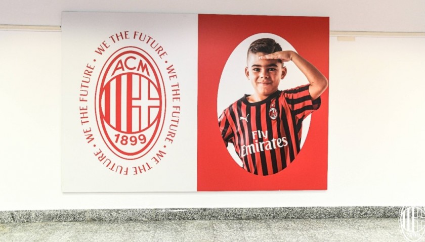 Mascot Experience at the AC Milan-Atalanta Match - CharityStars