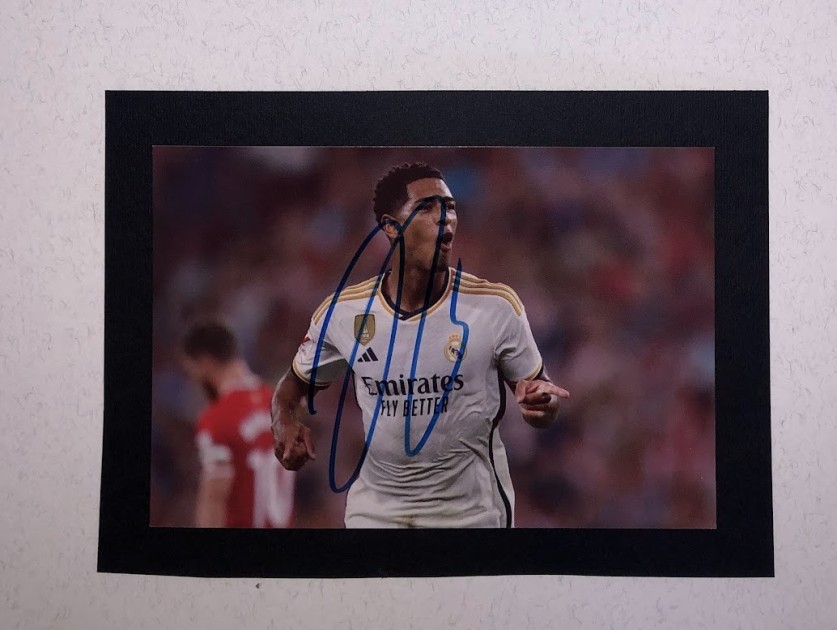Photograph Signed by Jude Bellingham - CharityStars