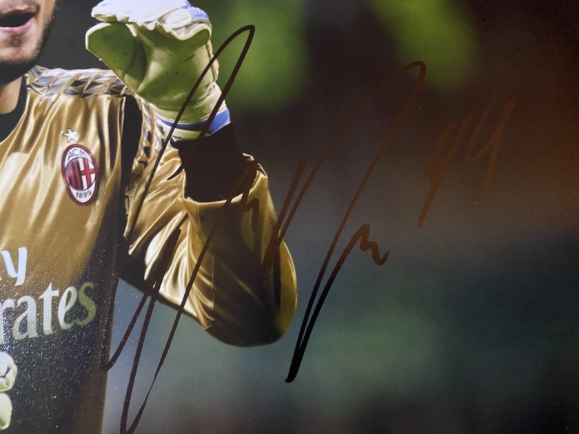 Donnarumma Signed Photograph - CharityStars
