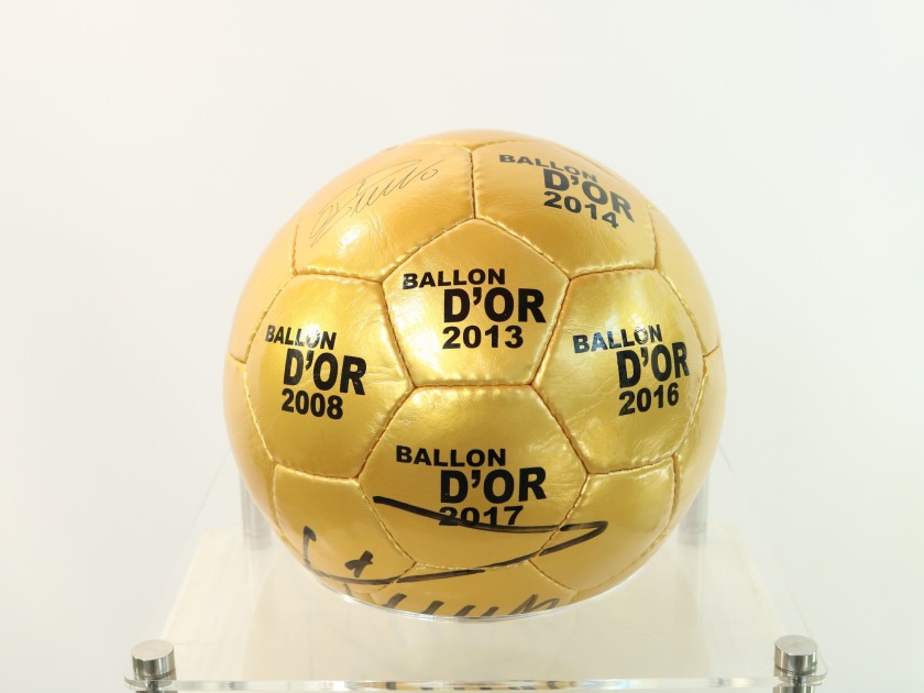 CR7 Museum Ball - Signed by Cristiano Ronaldo - CharityStars