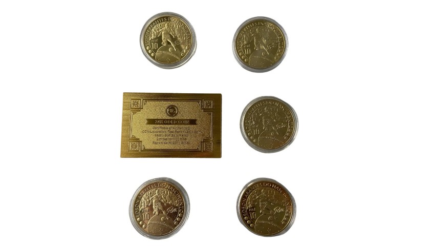 Pele Limited Edition Medals Box - CharityStars