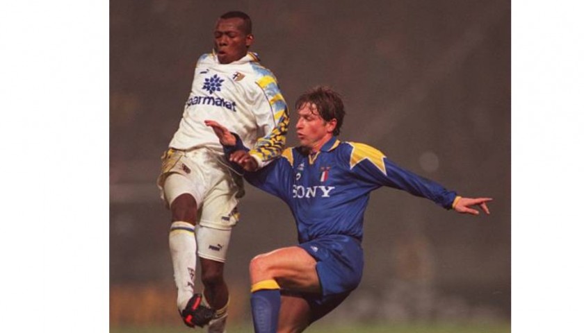 Maglia ufficiale Asprilla Parma, 1995/96 - CharityStars