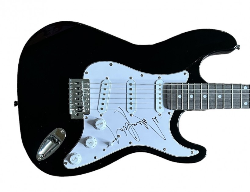 Michael Jackson Signed Electric Guitar - CharityStars