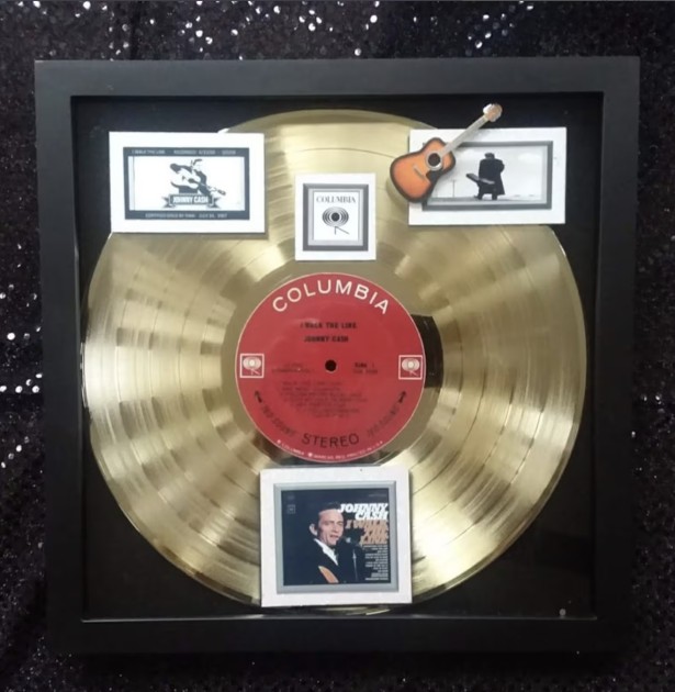 Johnny Cash 'I Walk The Line' Gold Award - CharityStars