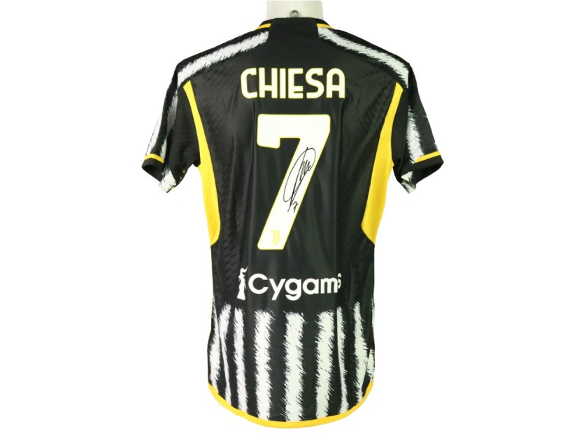 Chiesa Juventus Match-Issued and Signed Shirt, 2023/24 - CharityStars