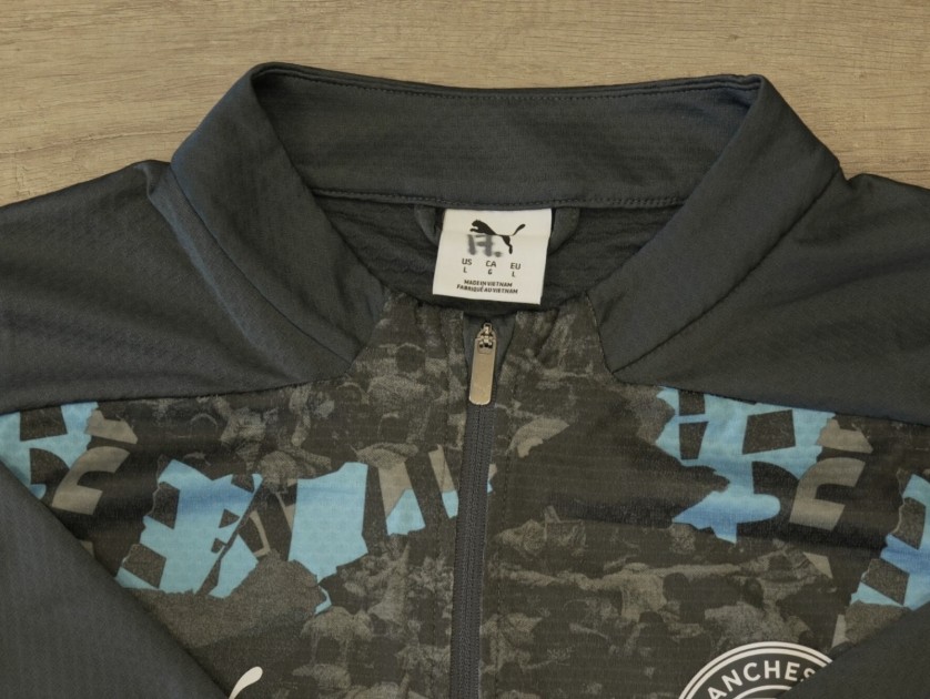 Kevin De Bruyne's Worn Pre-Match Midlayer from Manchester City v ...