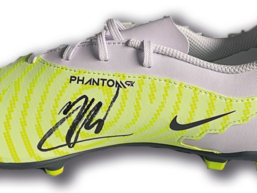 Mykhailo Mudryk Chelsea FC Midfielder Signed Nike Football Boot ...