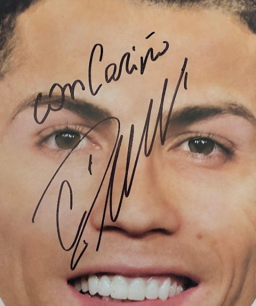 Mask Signed by Cristiano Ronaldo - CharityStars
