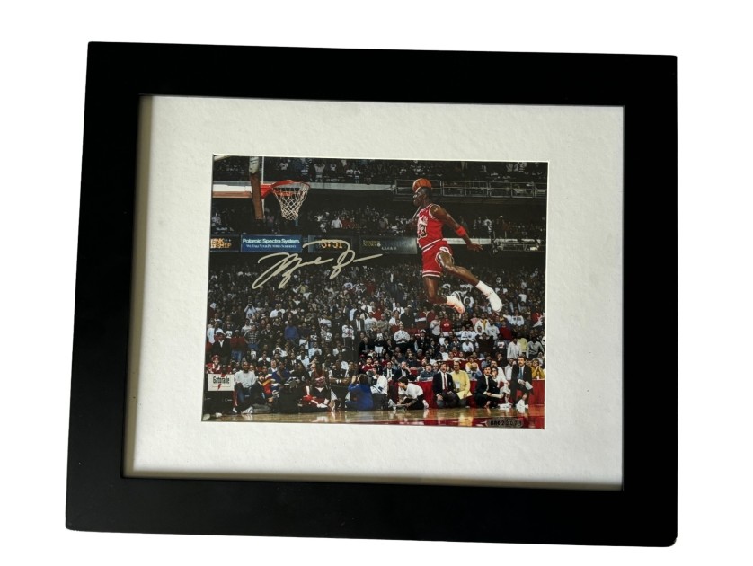 Michael Jordan, foto 8x10 firmata - CharityStars