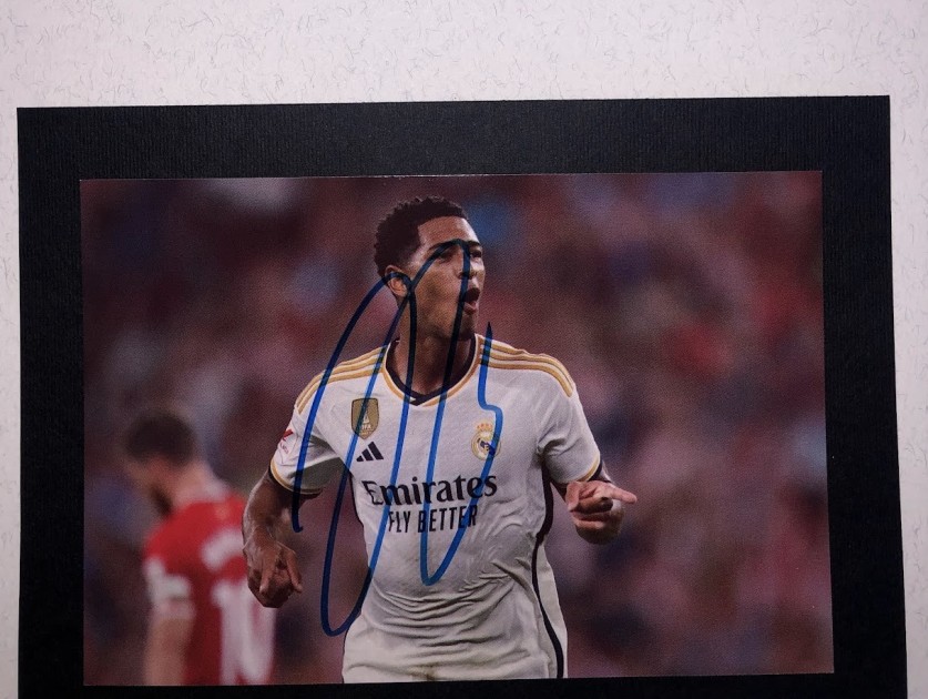 Photograph Signed by Jude Bellingham - CharityStars