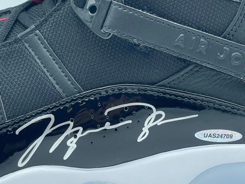 Michael Jordan Signed Nike Air Jordans - CharityStars