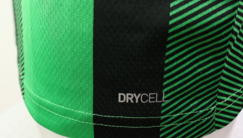 Maxime Lopez's Match Shirt, Sassuolo-AC Milan 2022 - CharityStars