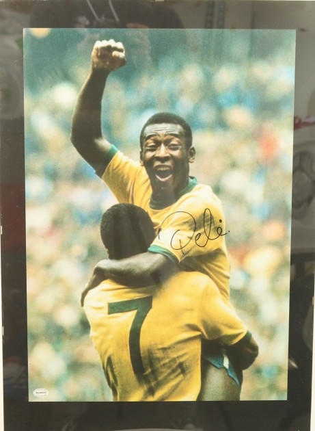 R - Poster Signed by Pelè - CharityStars