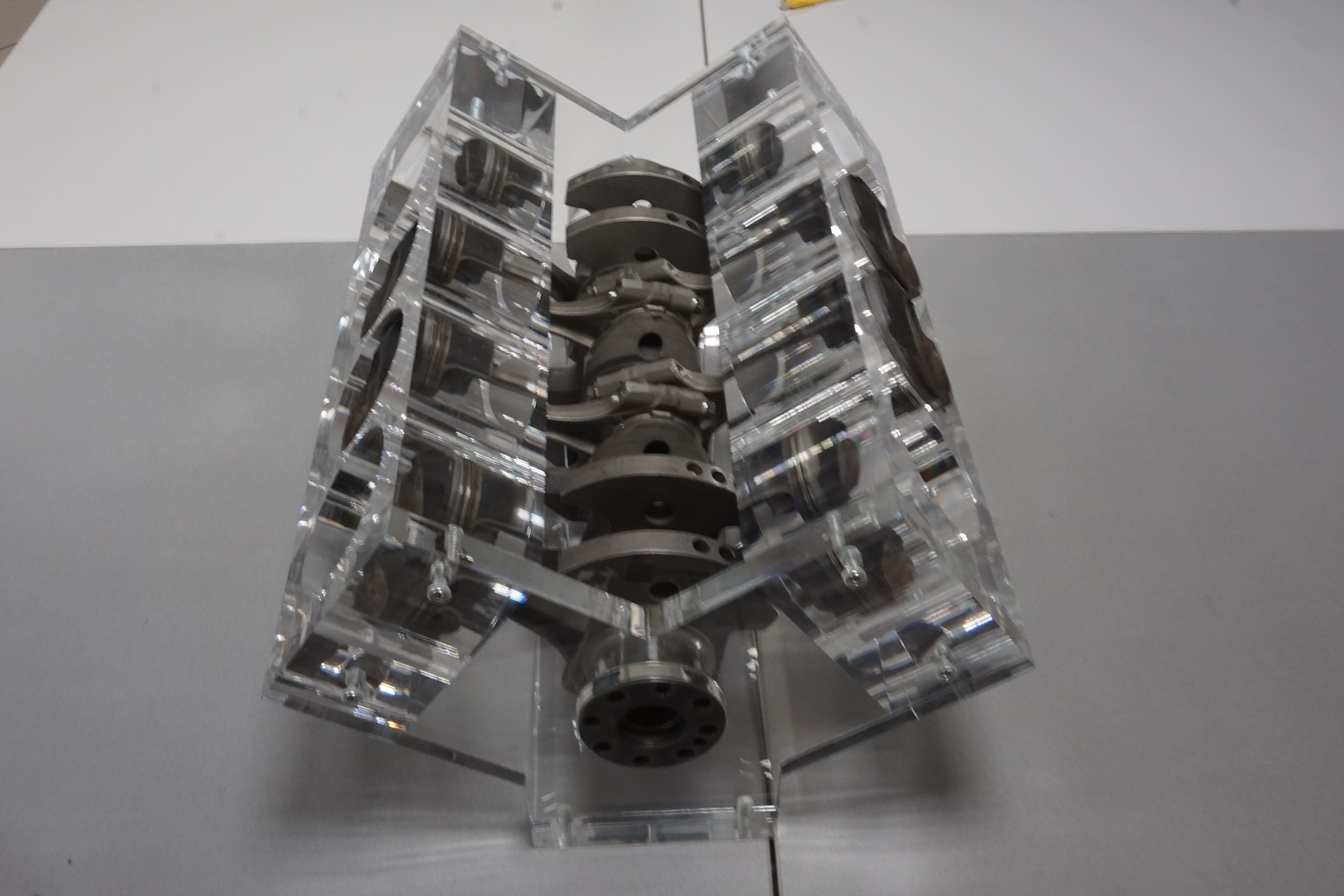 Ferrari 458 GT3 AF Corse Crankshaft and Pistons - CharityStars