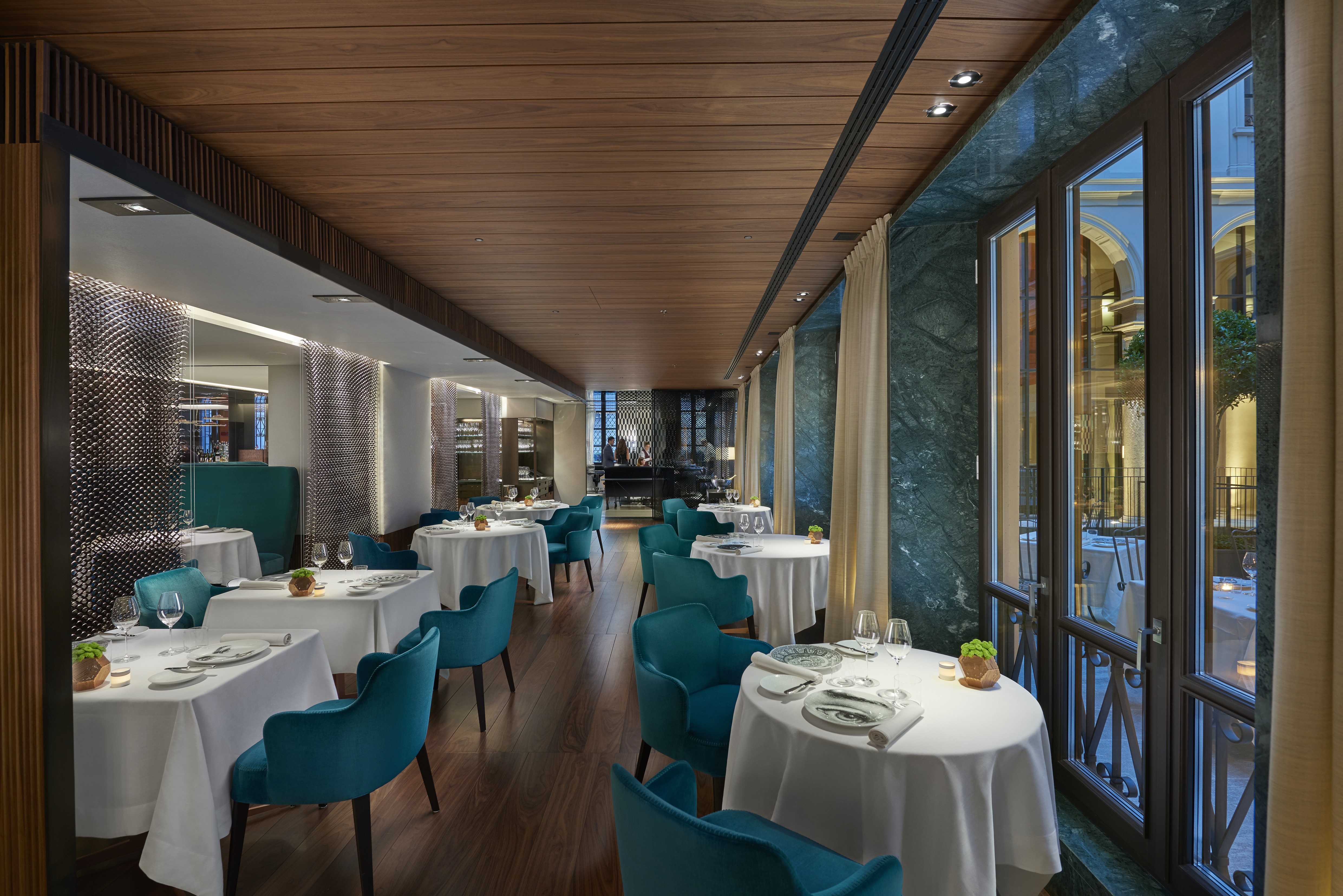 Seta at Mandarin Oriental Milan Restaurant, 2 Michelin Stars - Dinner ...