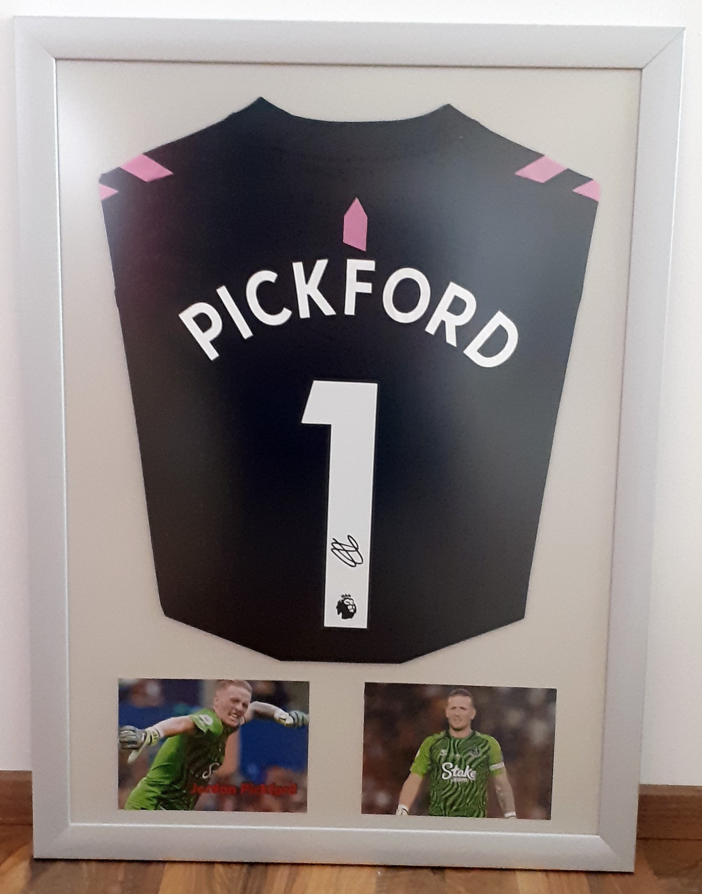 Jordan Pickford Everton 2022/2023 Signed and Framed Shirt - CharityStars