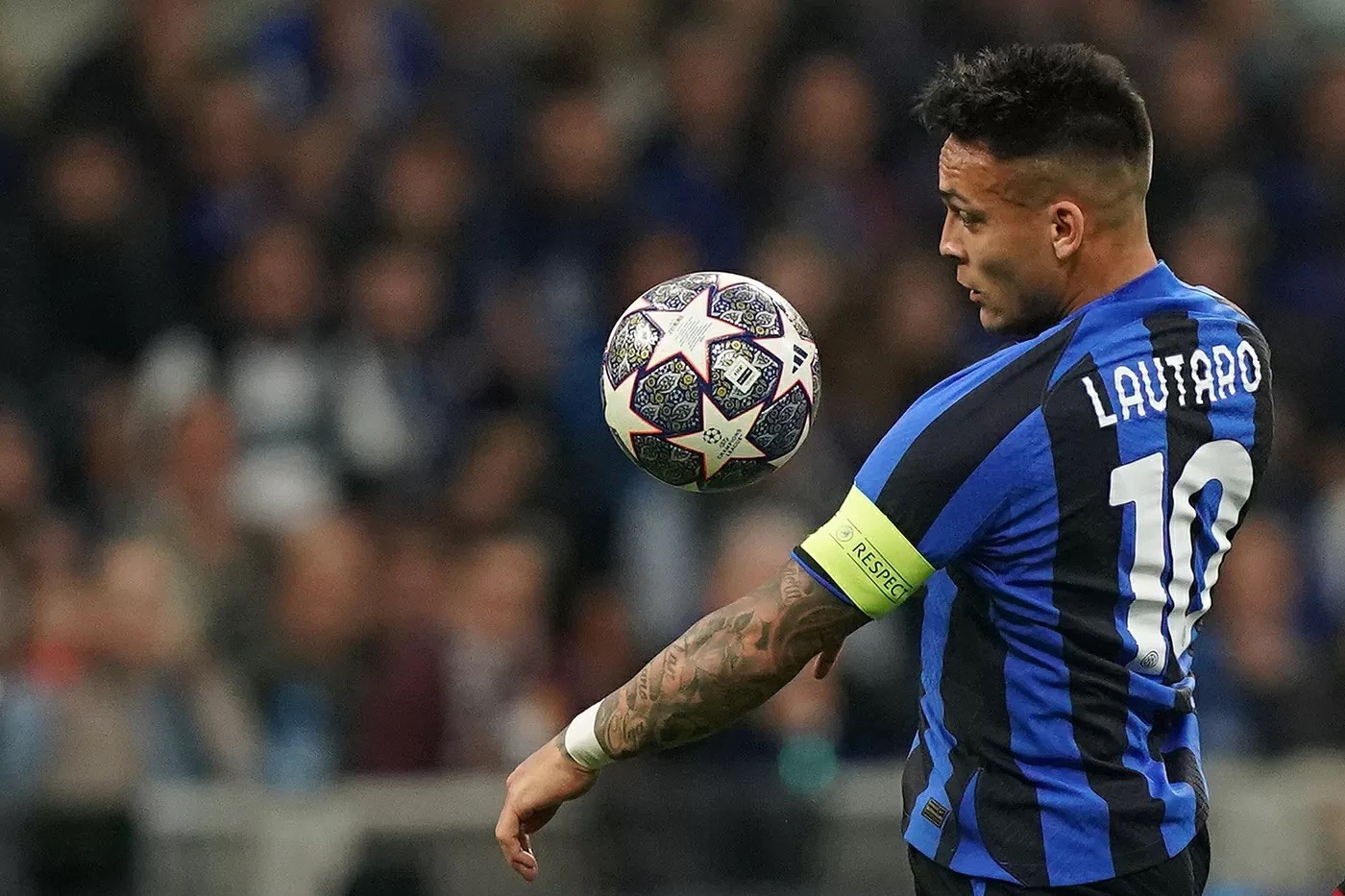 Maglia ufficiale Lautaro Inter, 2022/23 - Autografata dalla rosa ...