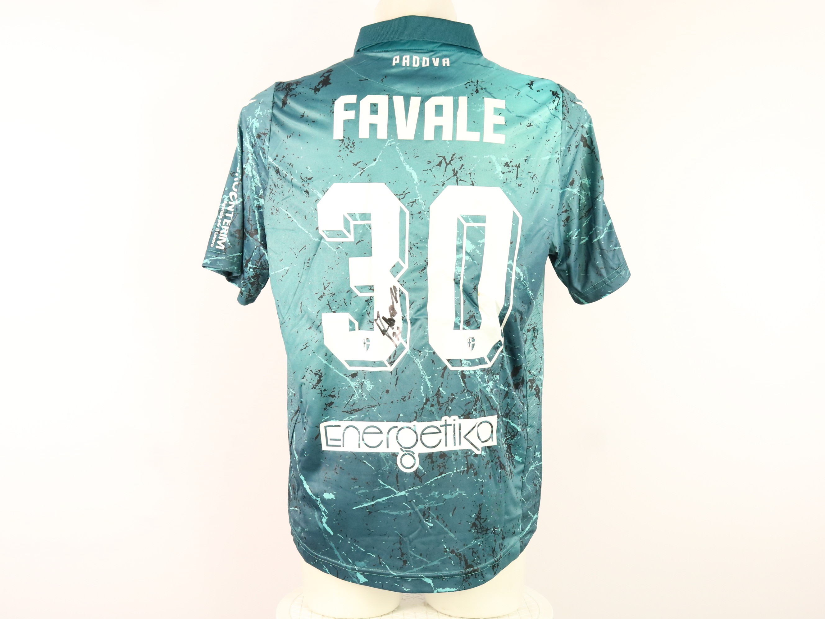 Favale's unwashed Signed Shirt, Triestina vs Padova 2023 - CharityStars