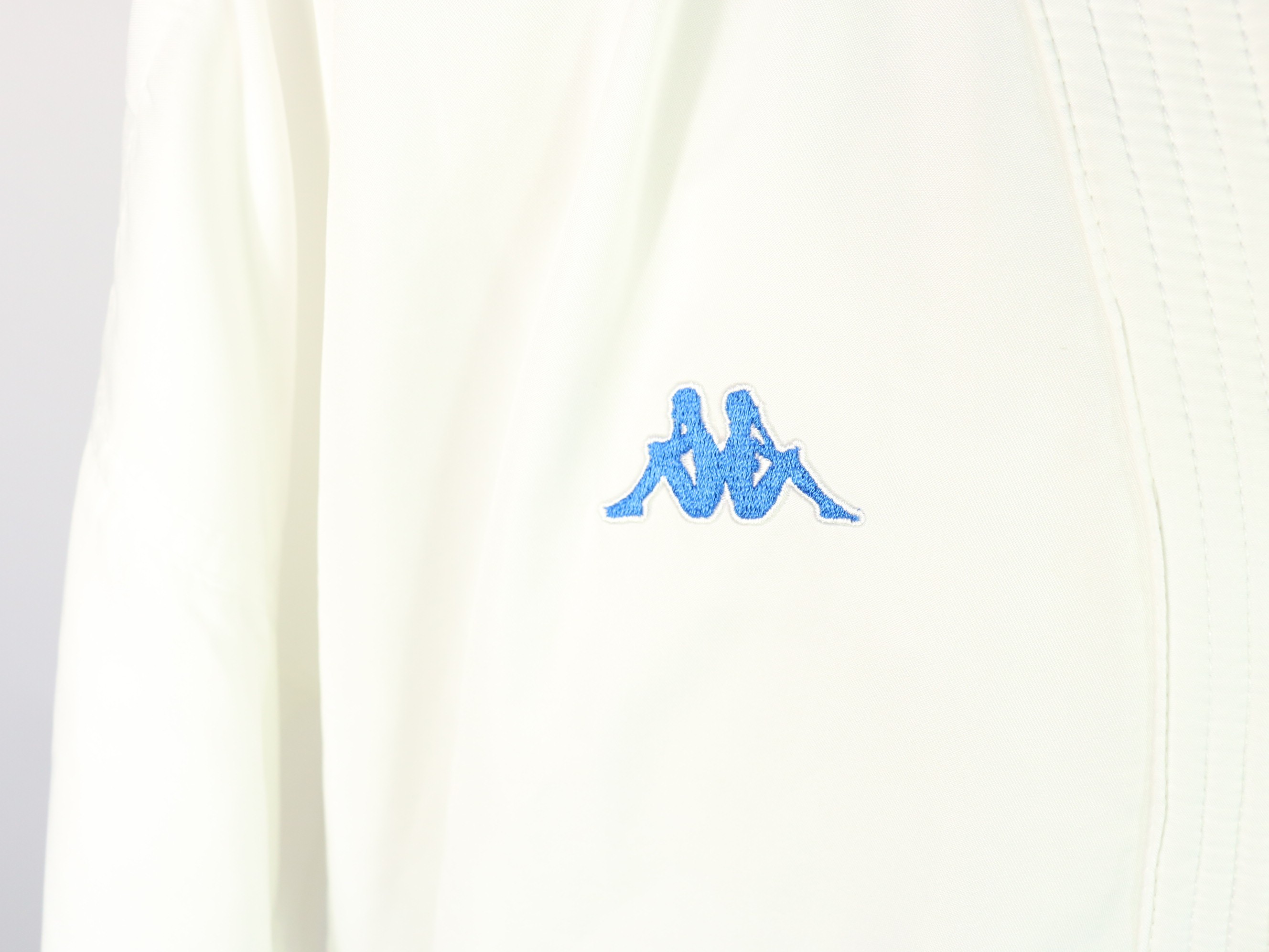 Official Karategi of Olympic champion Luigi Busà autographed - CharityStars