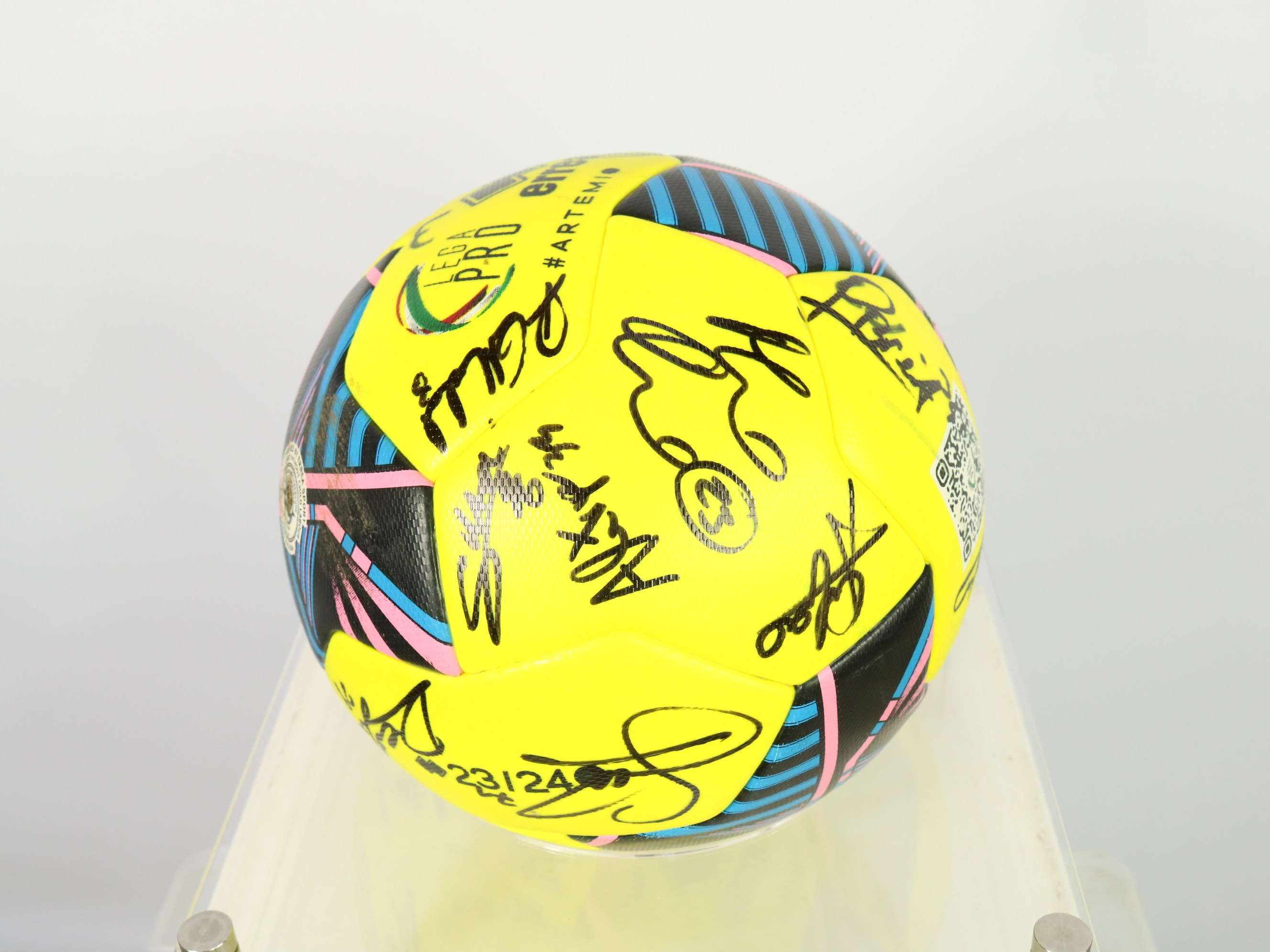 Official Lega Pro Ball, 2023/24 - Signed by SPAL - CharityStars