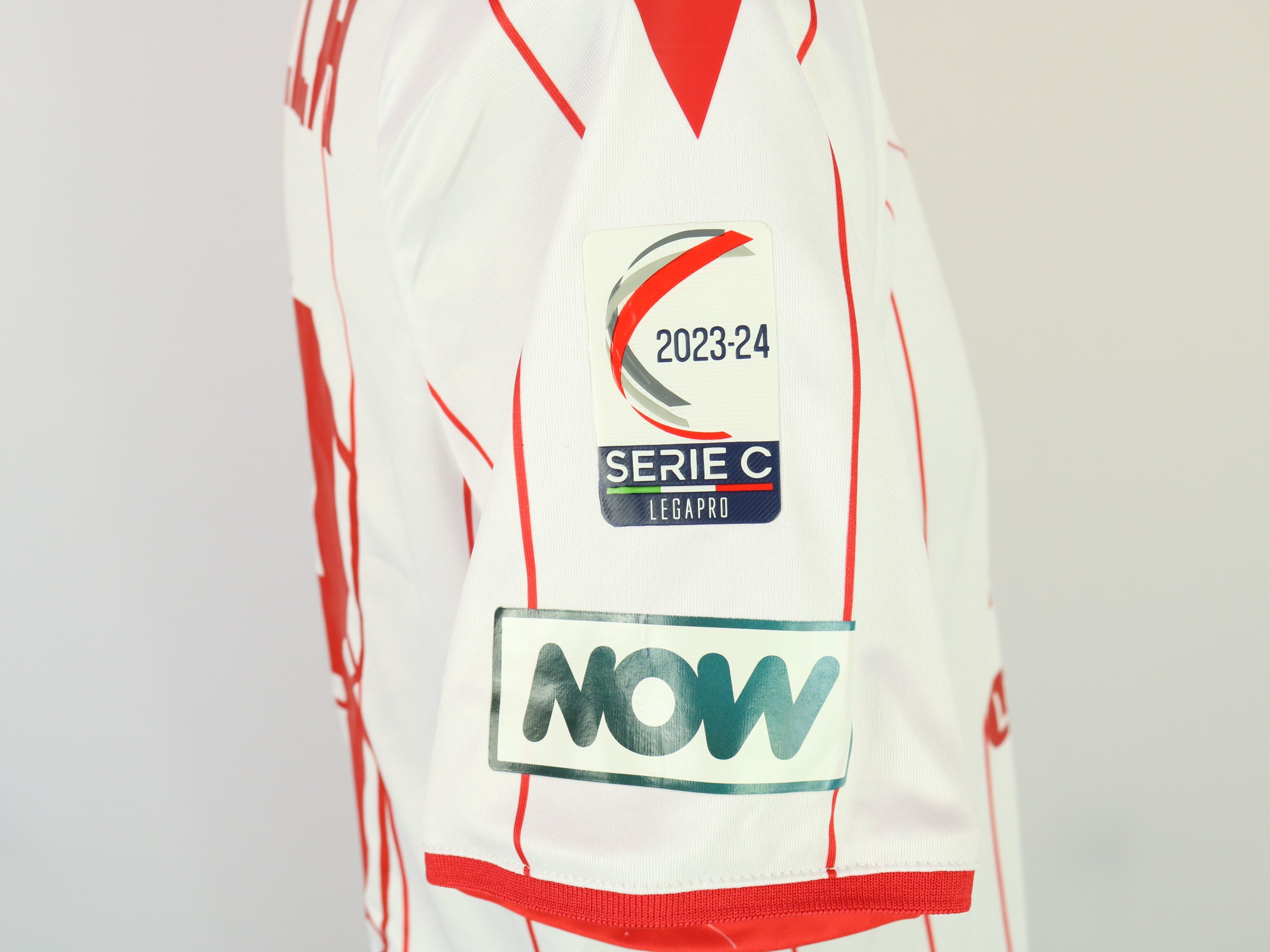 Cretella's unwashed Signed Shirt, Padova vs Albinoleffe 2024 - CharityStars