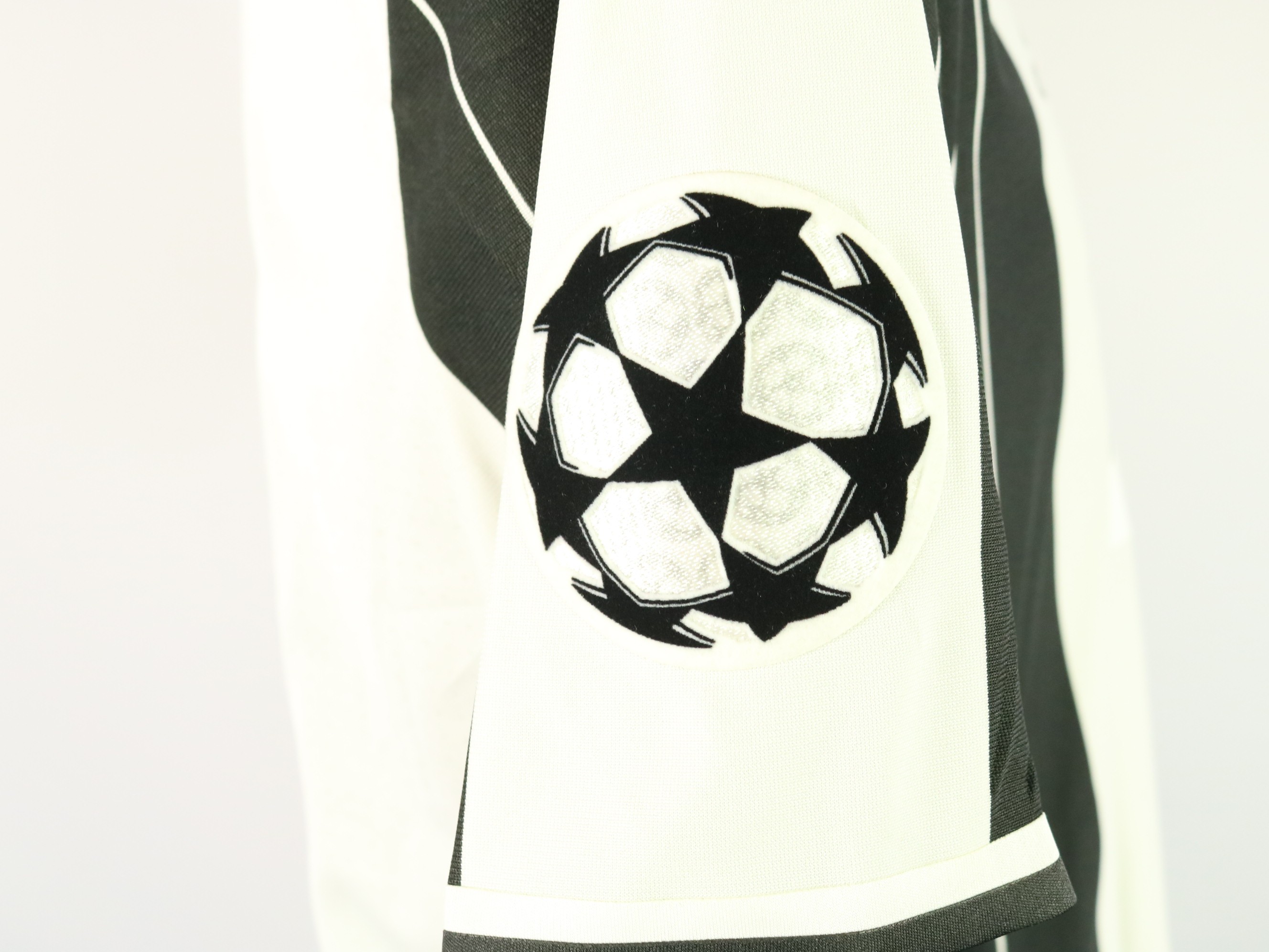 Maglia Bonucci Juventus, preparata UCL Finale Cardiff 2017 - CharityStars