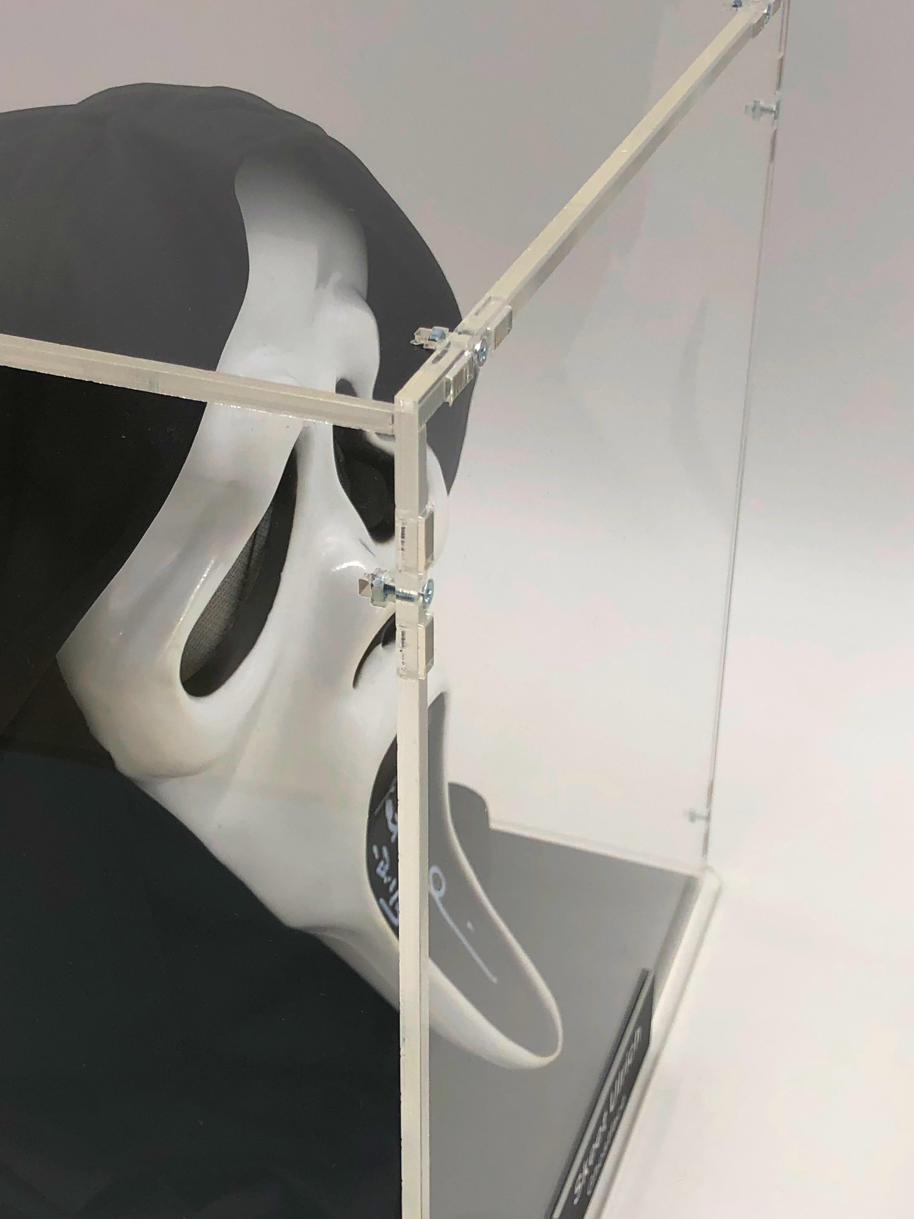 Skeet Ulrich's Scream Signed Ghostface Mask Display - CharityStars