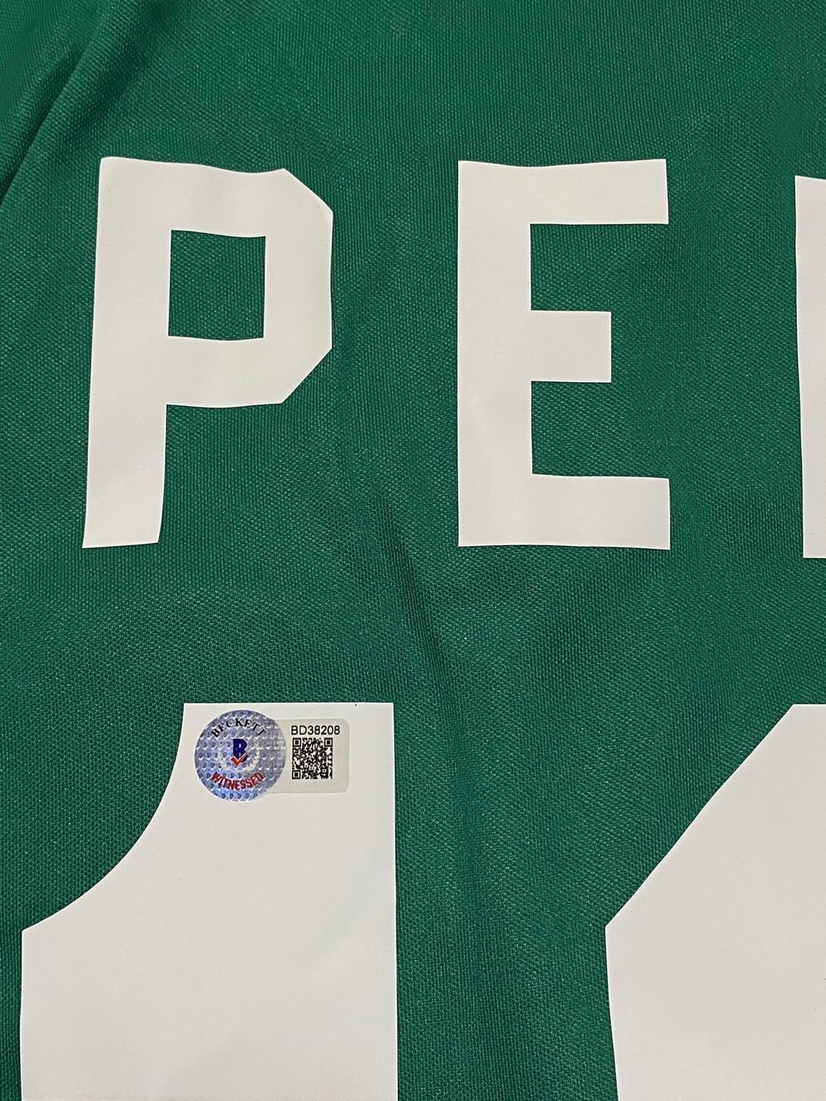 Pele's New York Cosmos 1977 Signed Away Shirt - CharityStars
