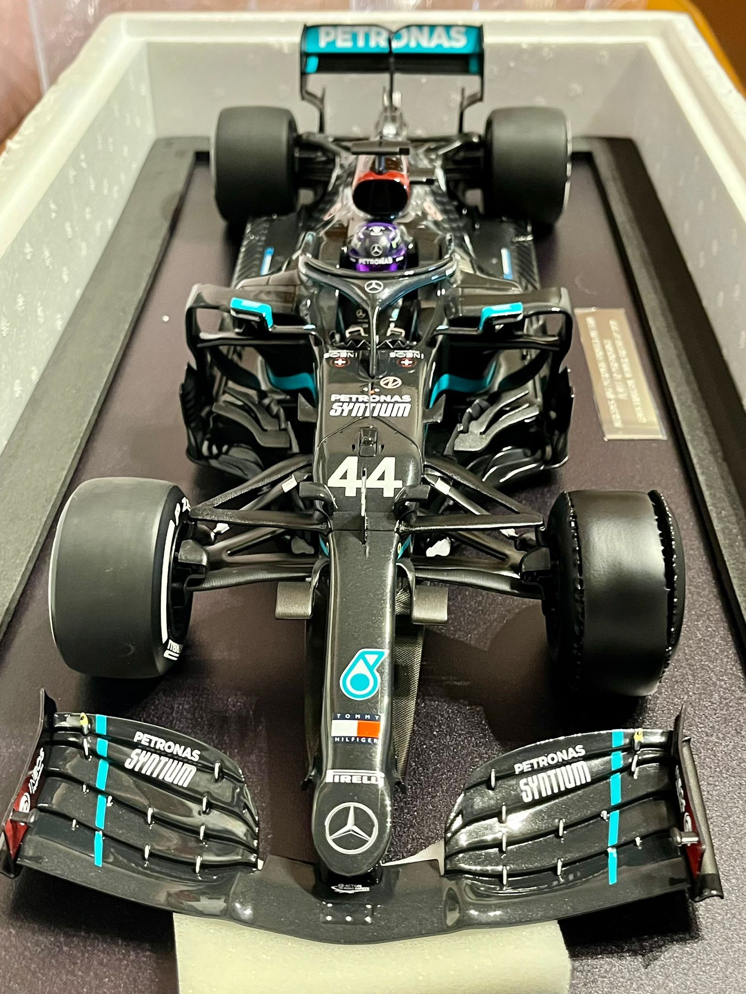 Hamilton scale model 1:12 Mercedes AMG F1 Team, Silverstone 2020 ...