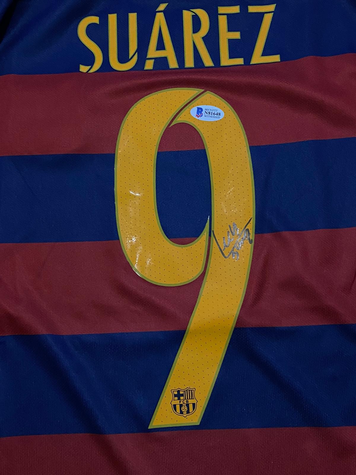 Luis Suarez's Barcelona 2015/16 Signed Replica Shirt - CharityStars