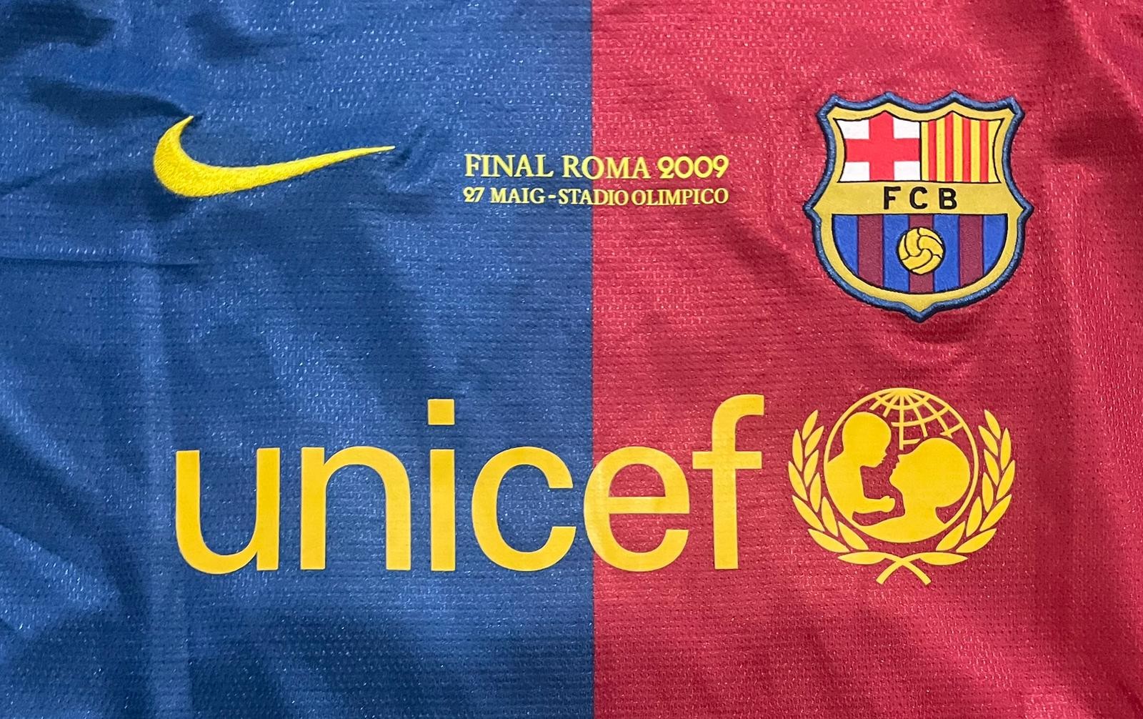 Lionel Messi's Barcelona 2008/09 Signed Replica Shirt - CharityStars