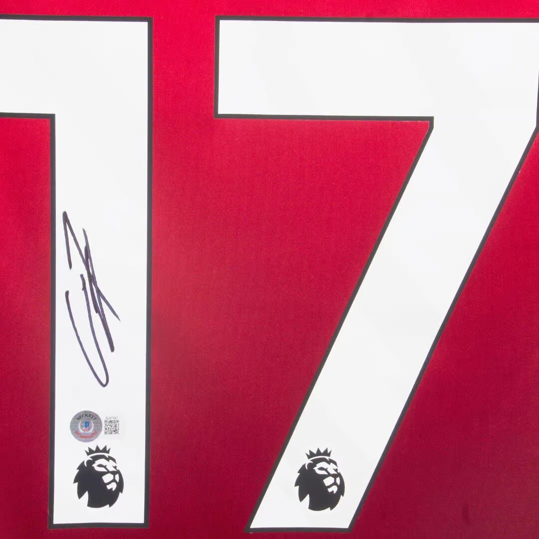 Alejandro Garnacho's Manchester United Signed Replica Shirt - CharityStars