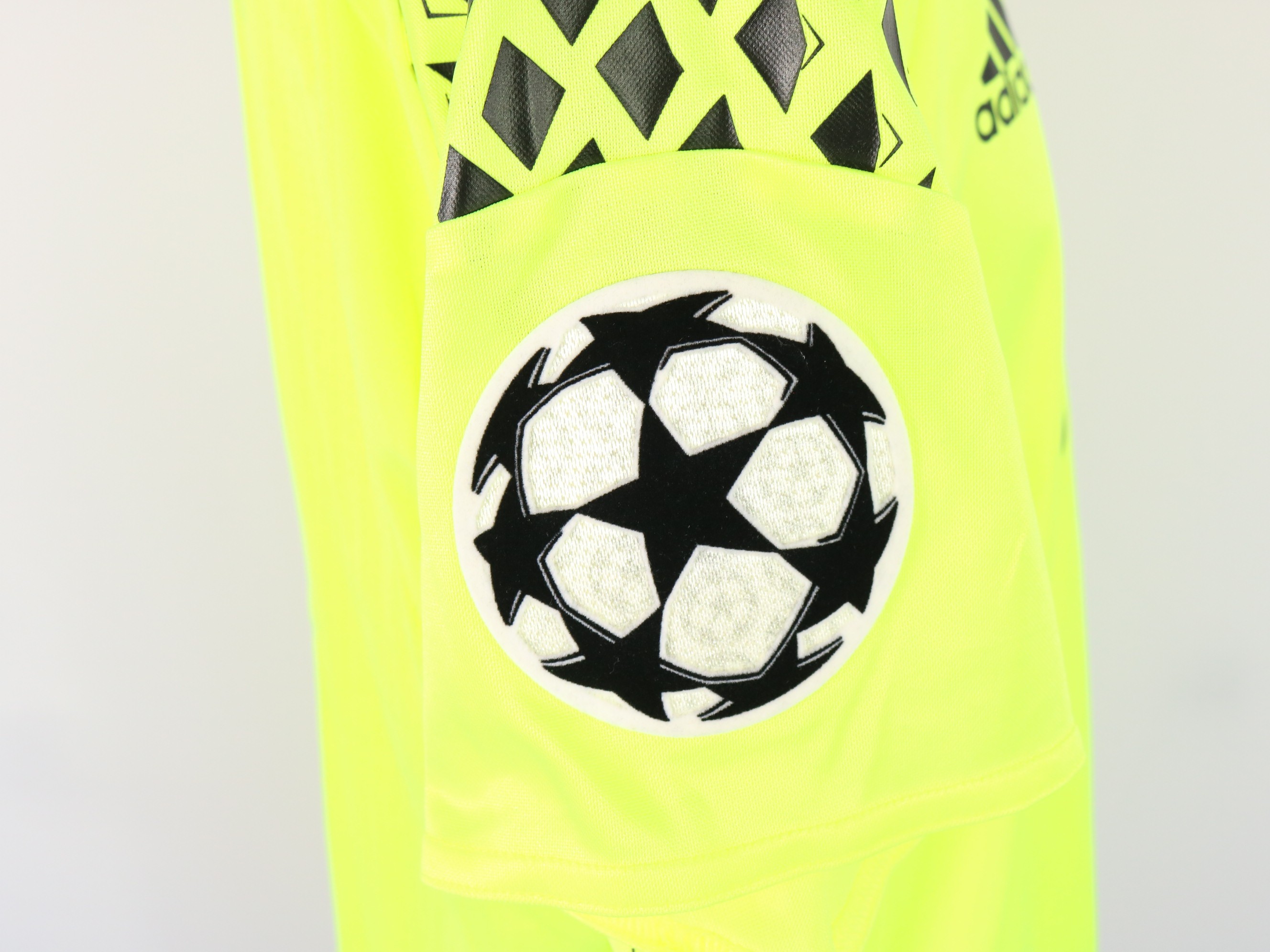 Buffon's Juventus Match-Issued Kit, UCL Final Cardiff 2017 - CharityStars