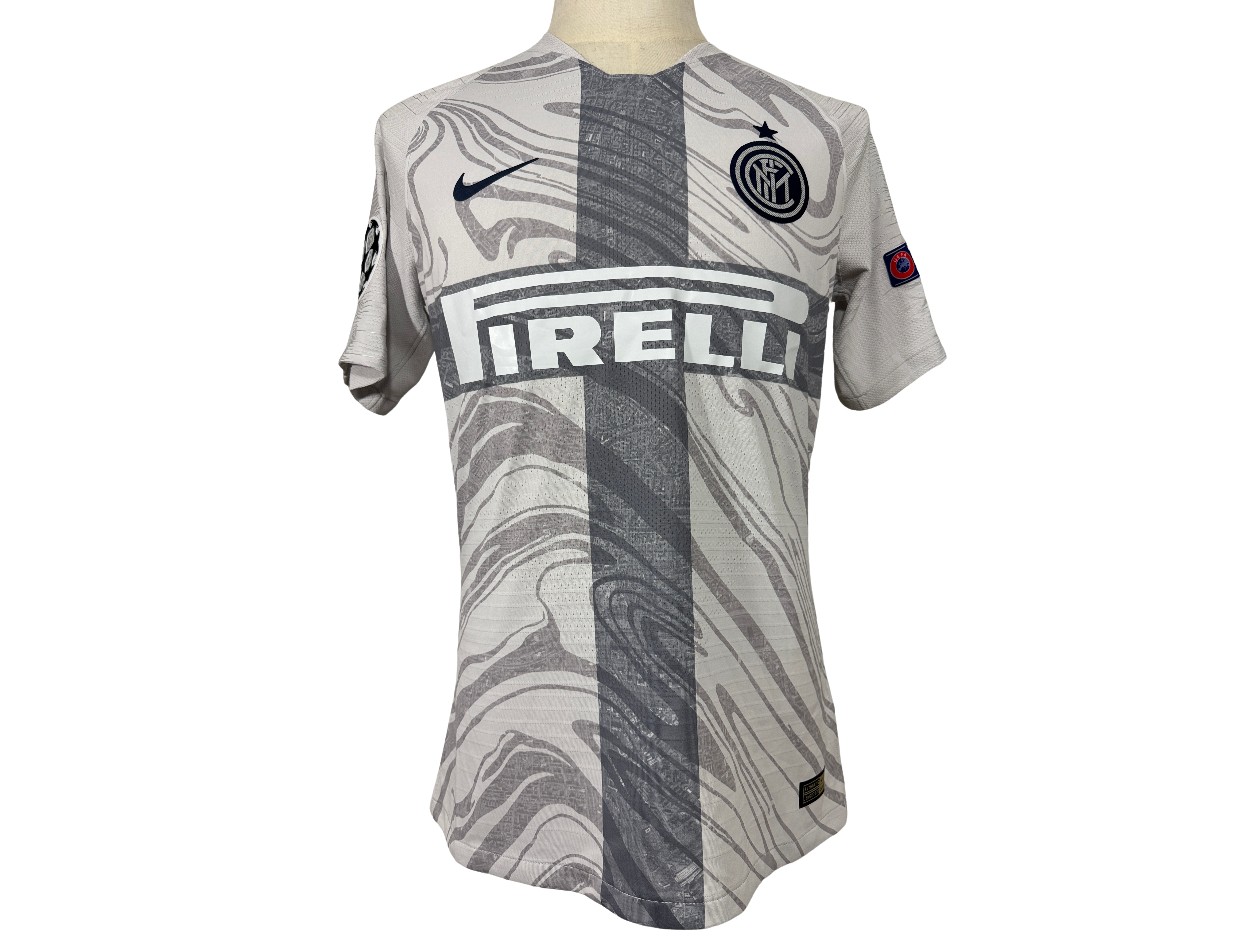 Icardi's Match-Issued Shirt Barcelona vs Inter, UCL 2018 - CharityStars