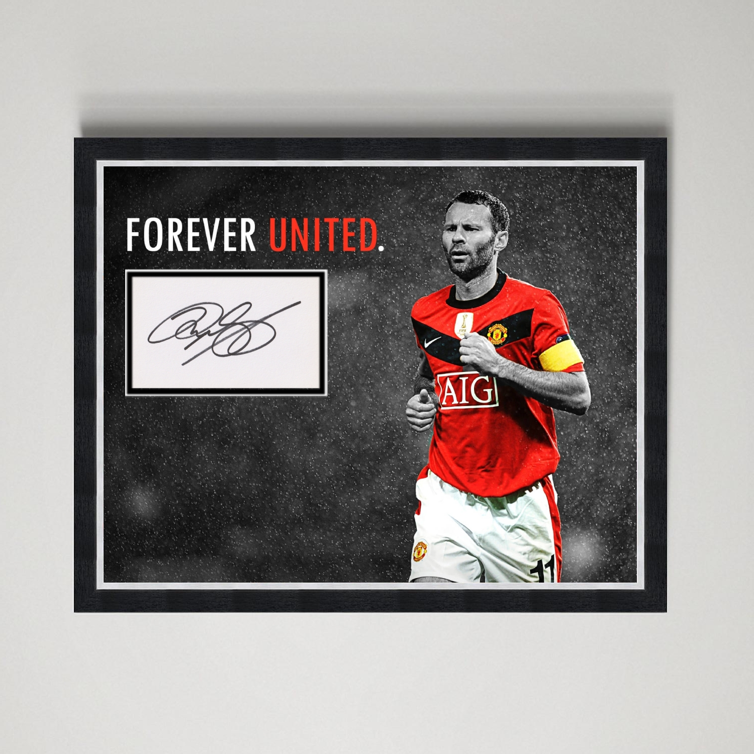 Ryan Giggs Signed Manchester United Display - CharityStars