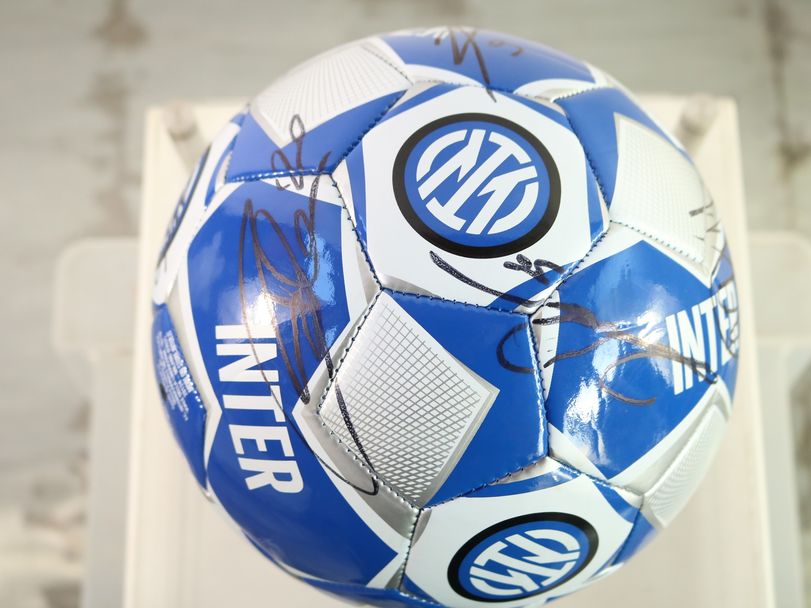 Inter Official Football, 2025/26 - Signed by the Squad - CharityStars