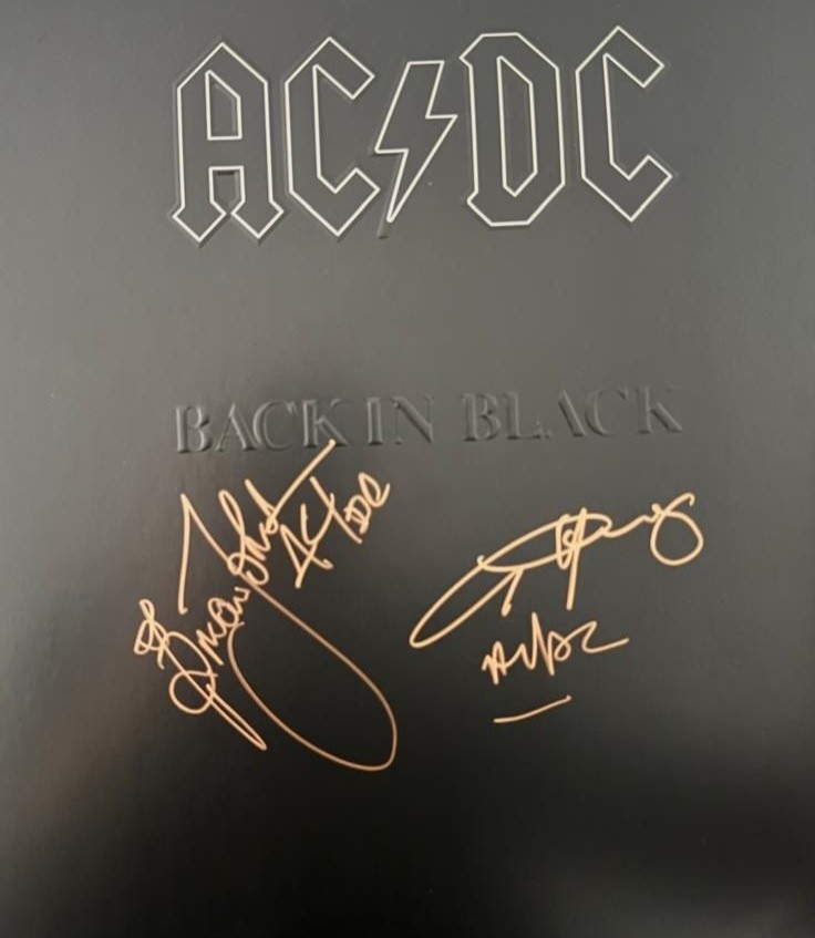 AC/DC Signed "Back In Black Vinyl LP" with Proof of Signing - FC ...