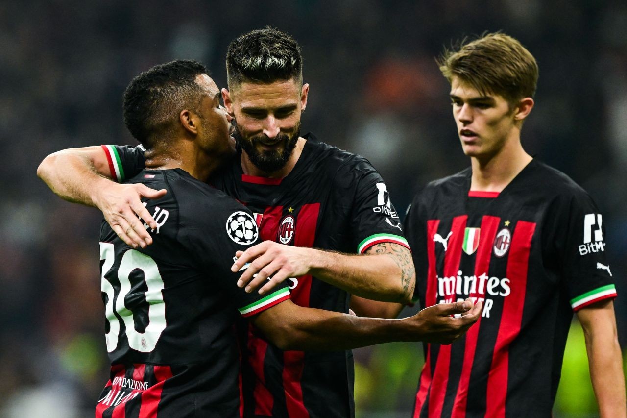 Mascot Experience at the AC Milan-Torino Match - Coppa Italia ...
